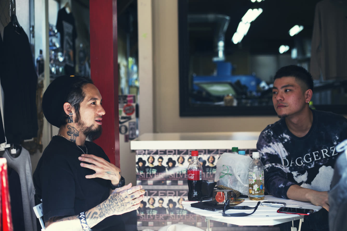 JESSE × REN、二世だからこその葛藤と希望。: Motivators Vol.01 | EYESCREAM