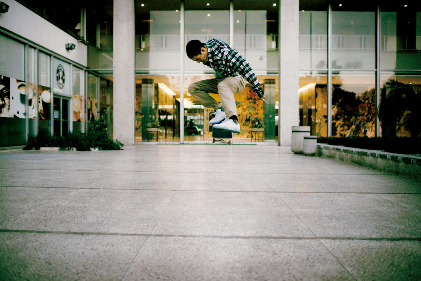 adidas Skateboarding "CITY CUP" MILES SILVASインタビュー from EYESCREAM No ...