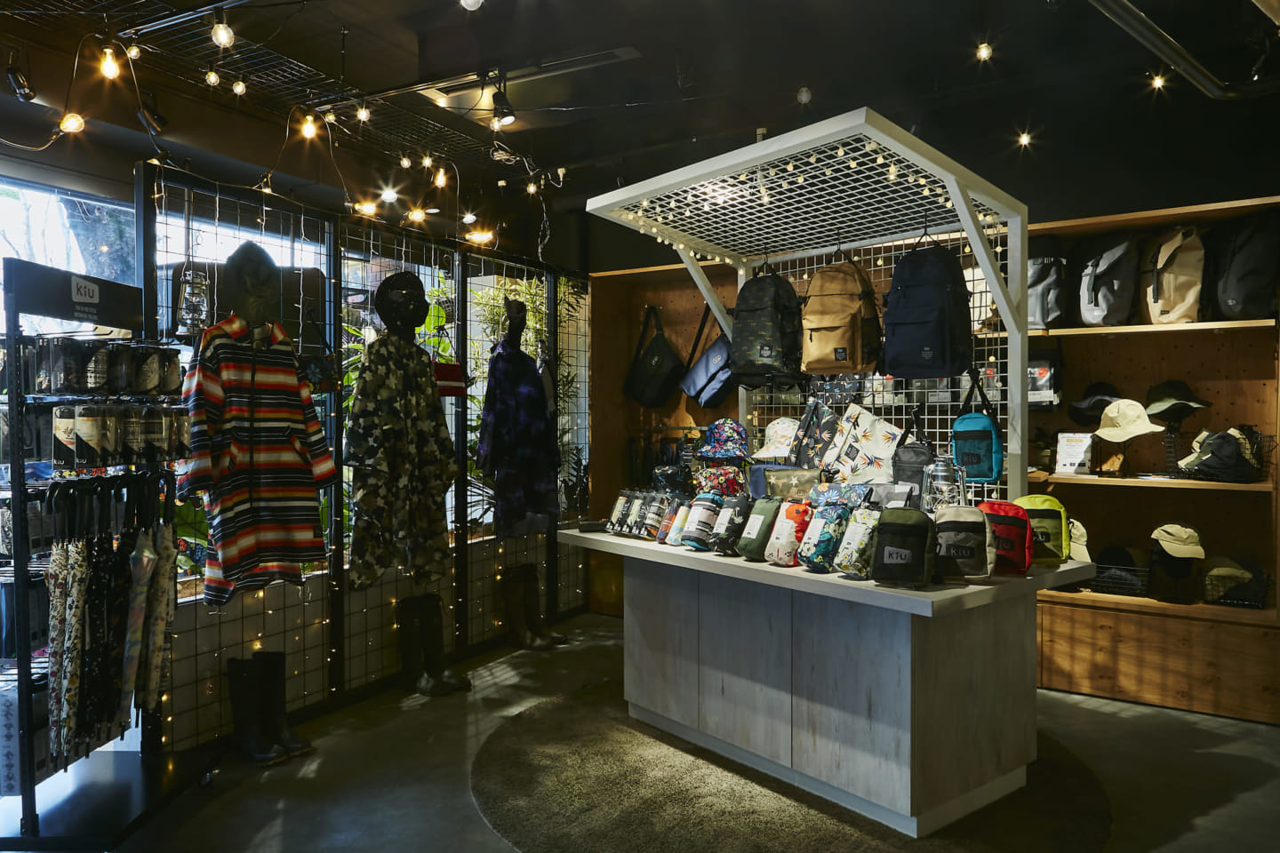 荒天のフジロックにて僕らの力強い味方となったkiu | EYESCREAM