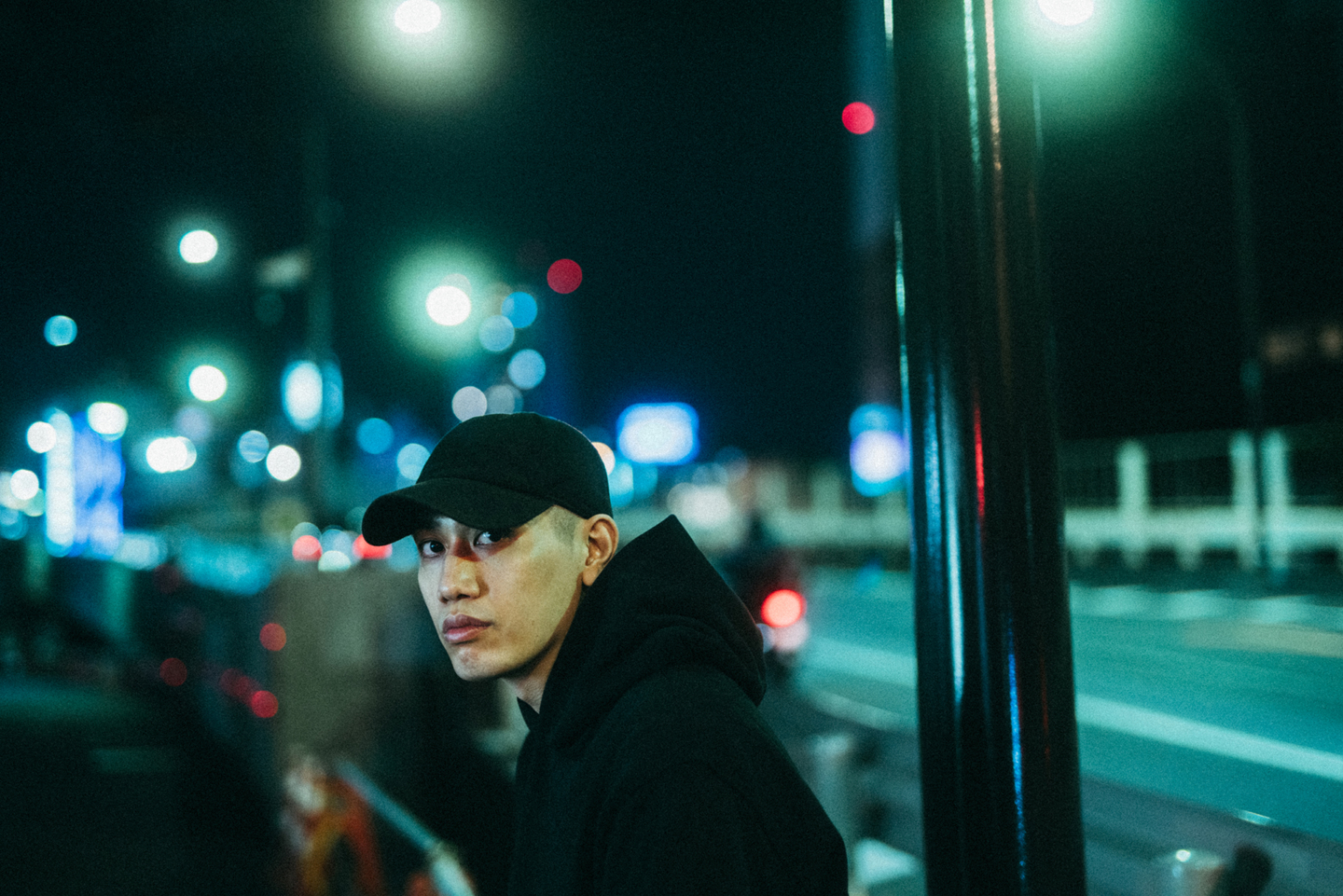 JJJがKEIJUを迎えた新曲「STRAND」を緊急リリース&MV公開。プロデューサーはKMが担当 | EYESCREAM