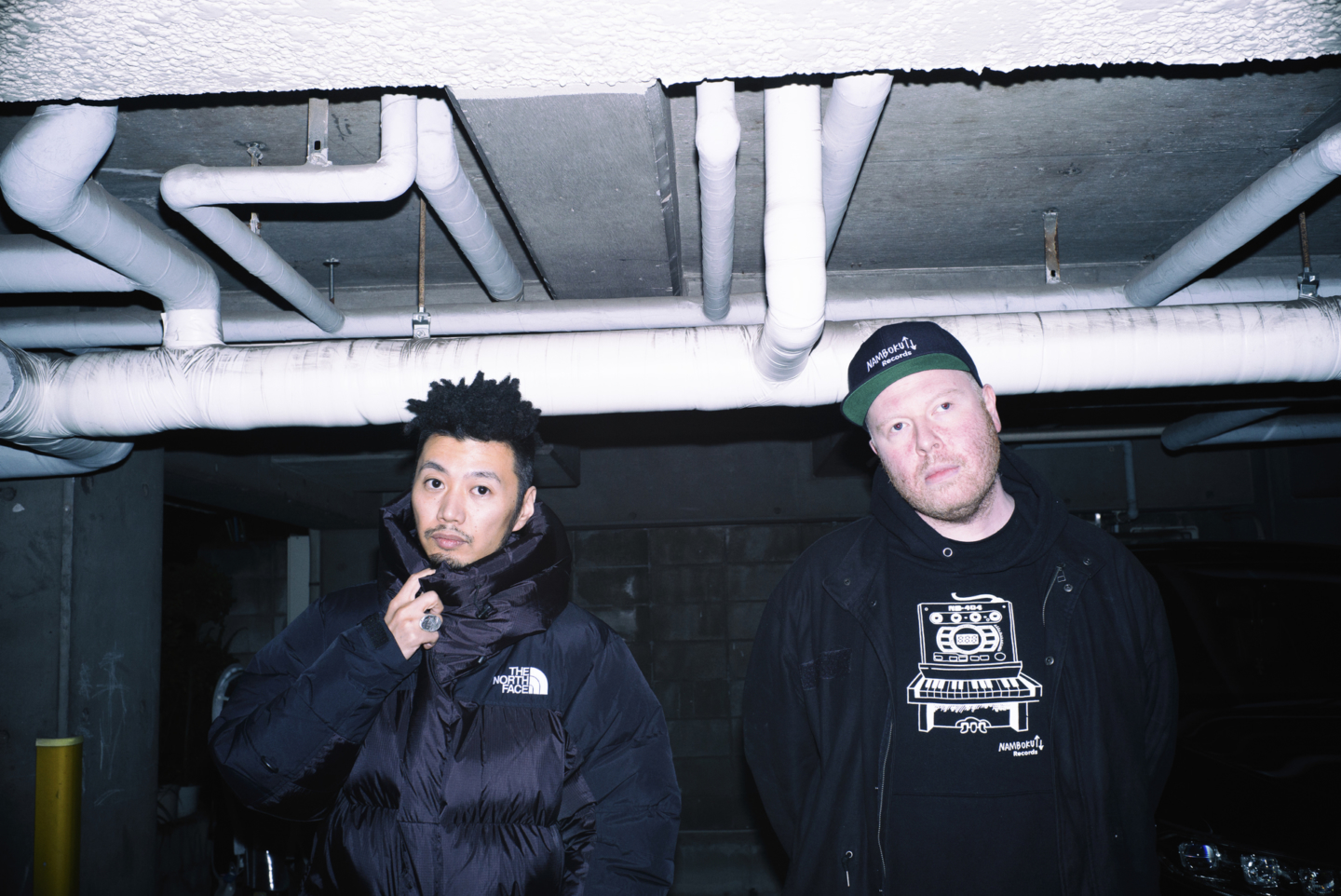 NAGAN SERVER × Aaron Choulaiジャズとヒップホップを生き方に選んだ二人による所信 | EYESCREAM