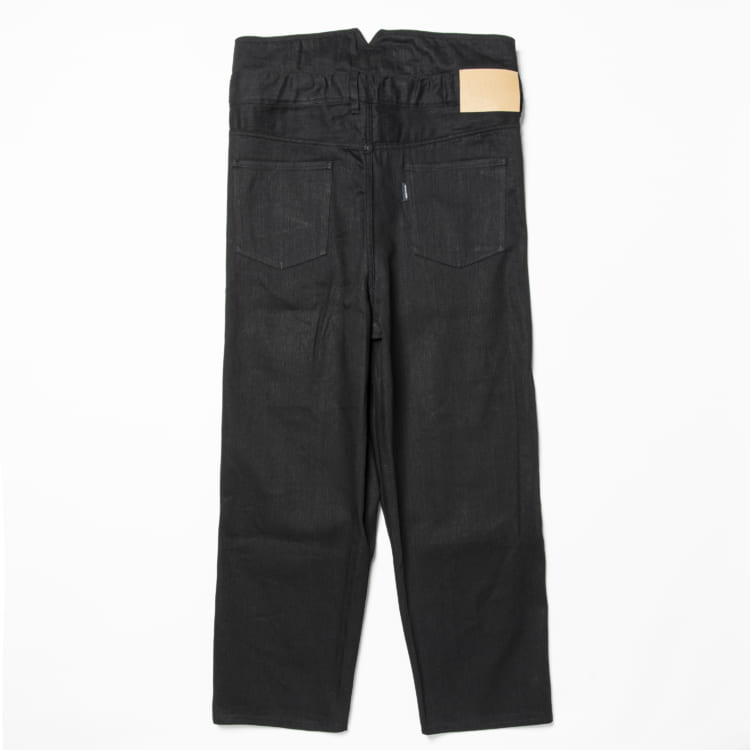 meanswhileよりレイヤードデザインのデニムジャケットが登場 | EYESCREAM