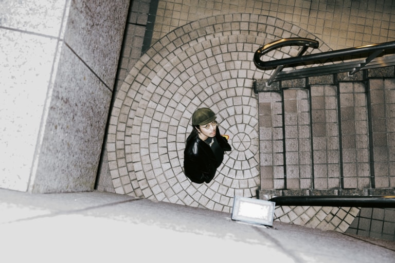 Interview: JQによるソロプロジェクトJeremy Quartusが第3弾シングル「Relapse」を発表。「中毒であることを ...