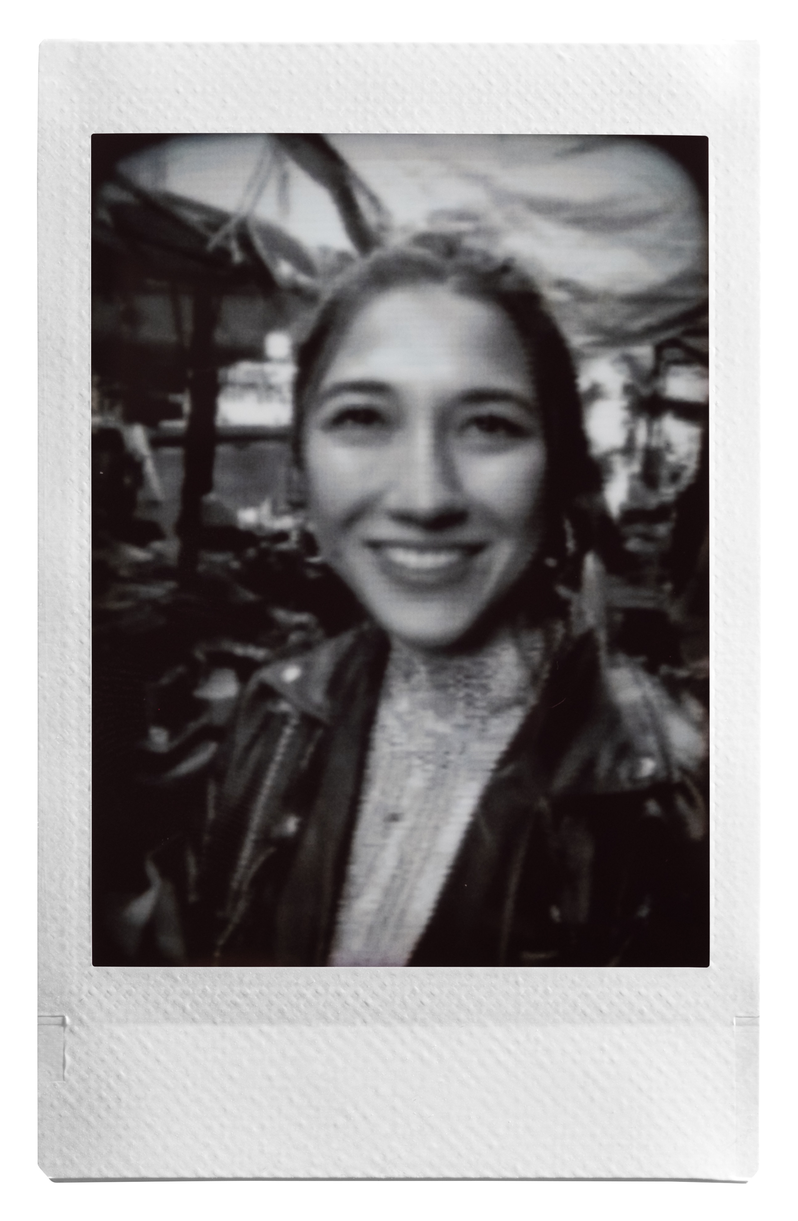 富士フイルム「instax mini Evo Cinema™」登場、動画とプリントが融合した新体験。新製品発表会には、俳優の広瀬すずと横浜流星 ...